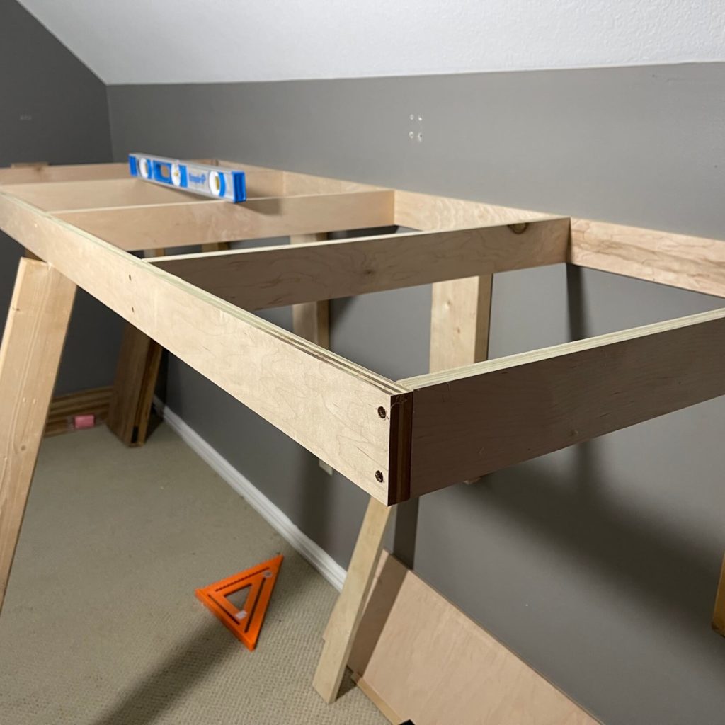 Creating an awesome track plan for our HO Scale M&P Railroad