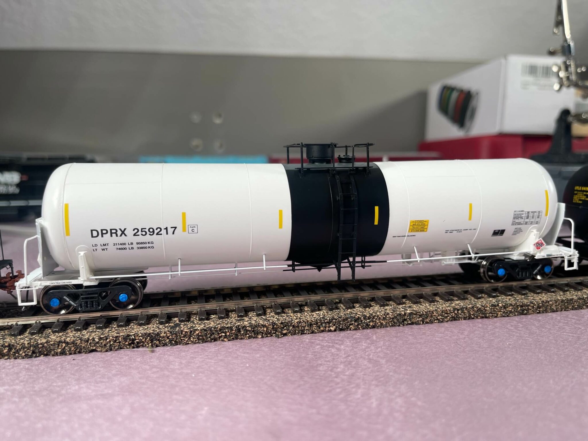 DPRX Trinity 31K Tank Car | Hauling huge ethanol and more.